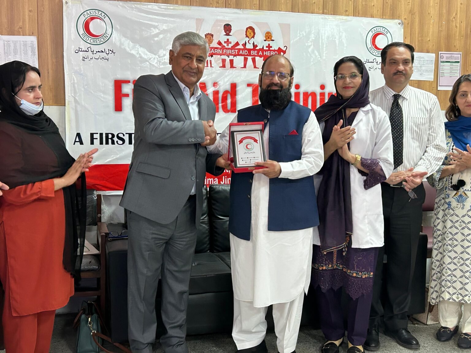 Pakistan Red Crescent Punjab Headquarters Organizes Life-Saving ...